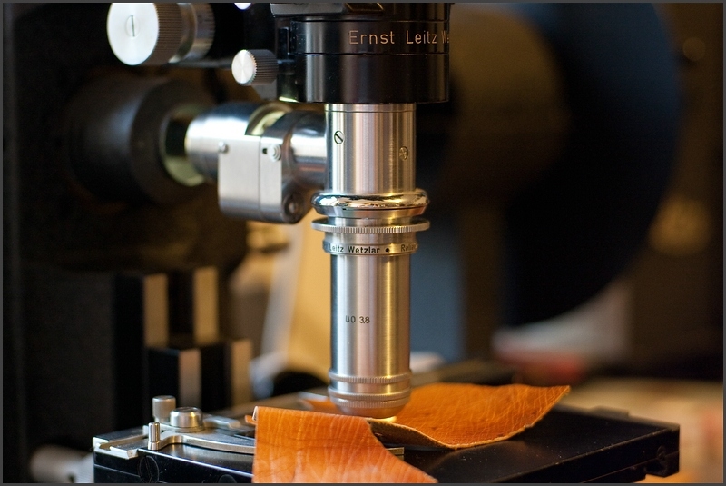 Ultropak mit Reliefkondensor